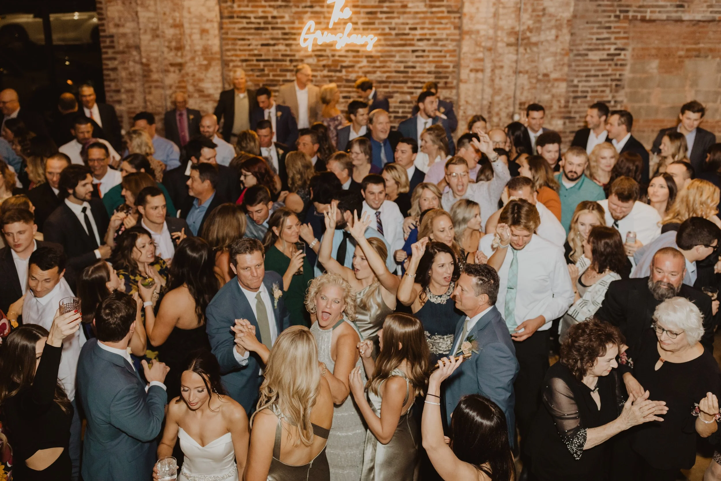 High Class DJs | Event DJs in St. Louis