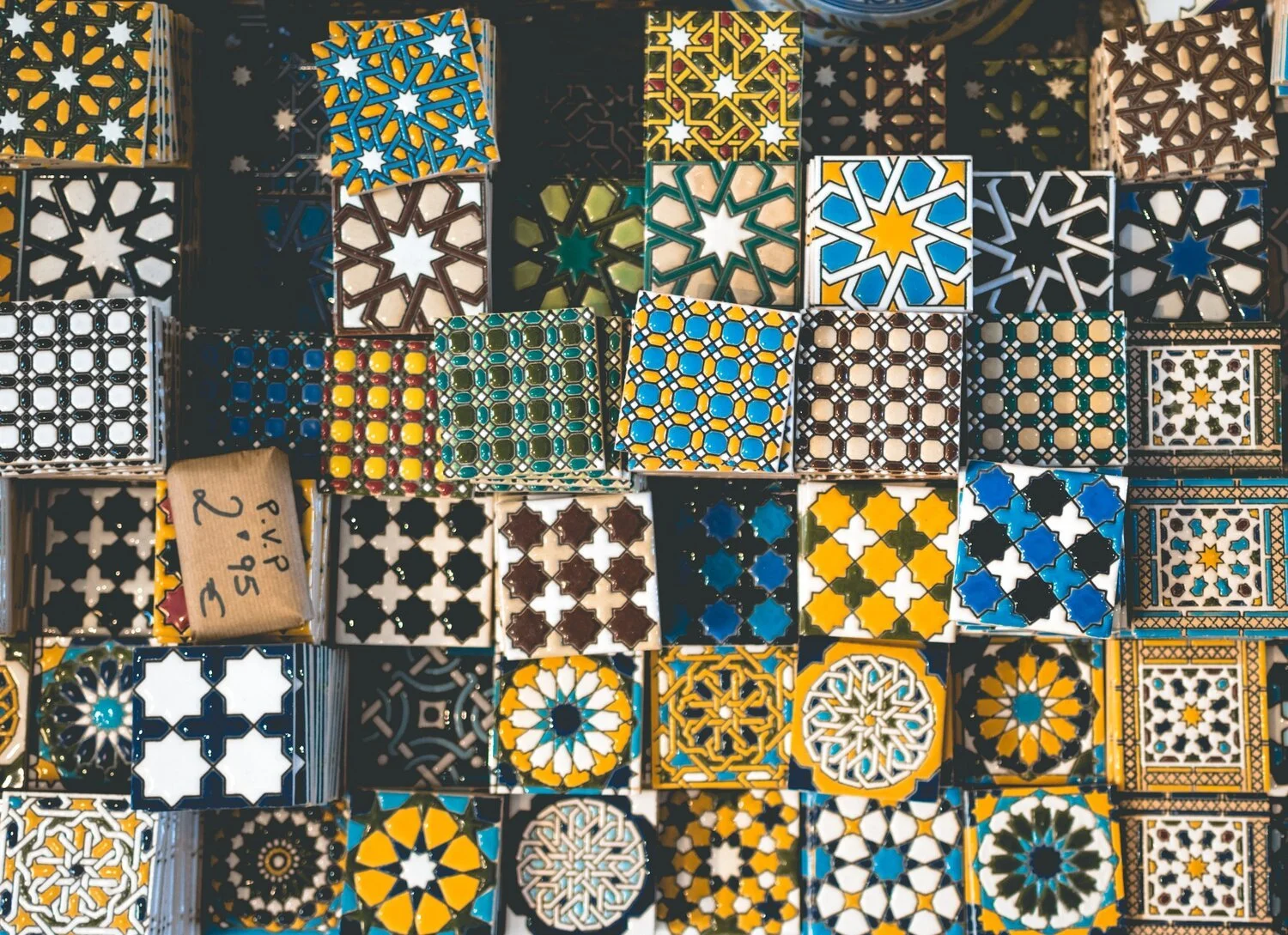 Portuguese Tiles: The Ultimate Guide to their History, Significance ...