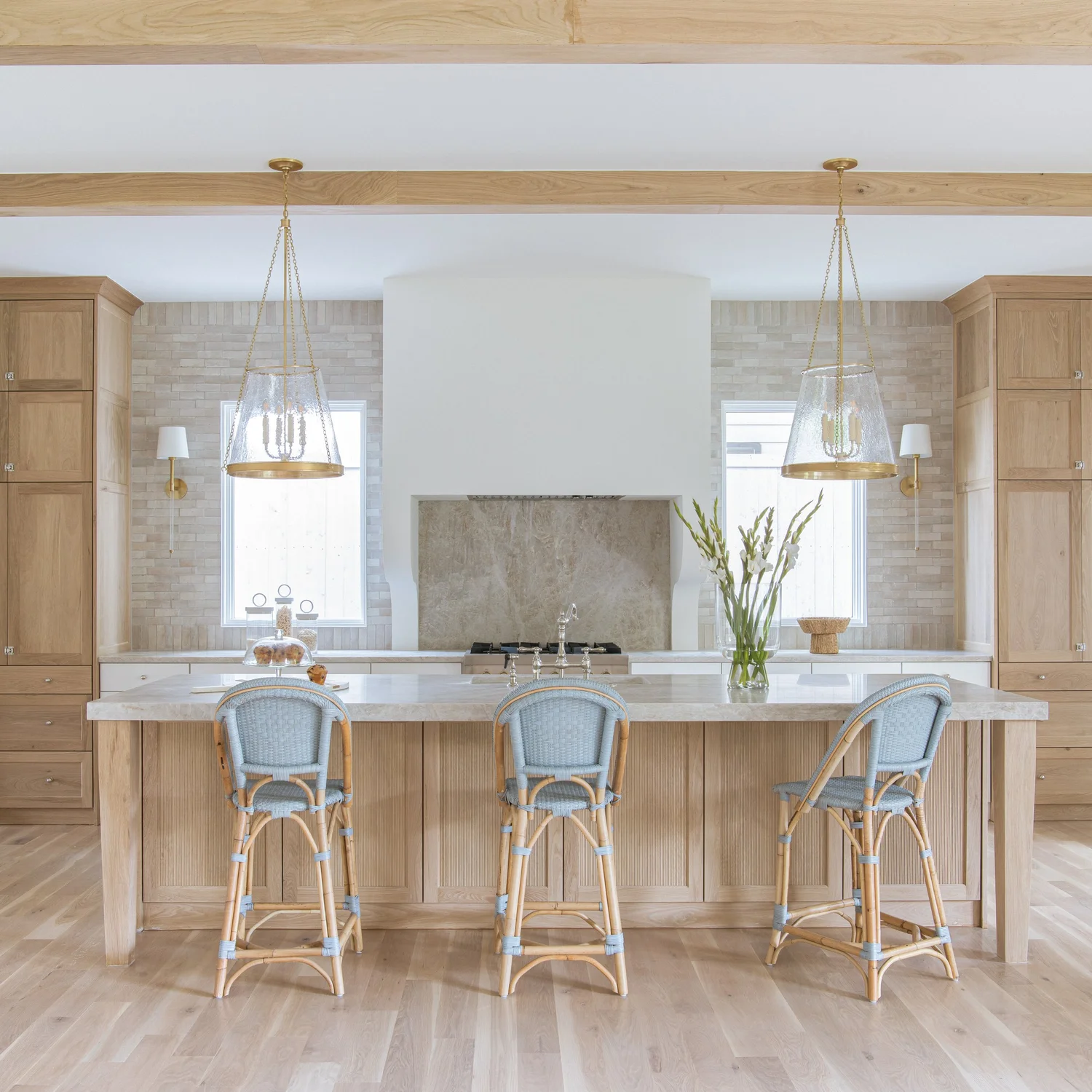 Lively 4002 — Jessica Koltun Home