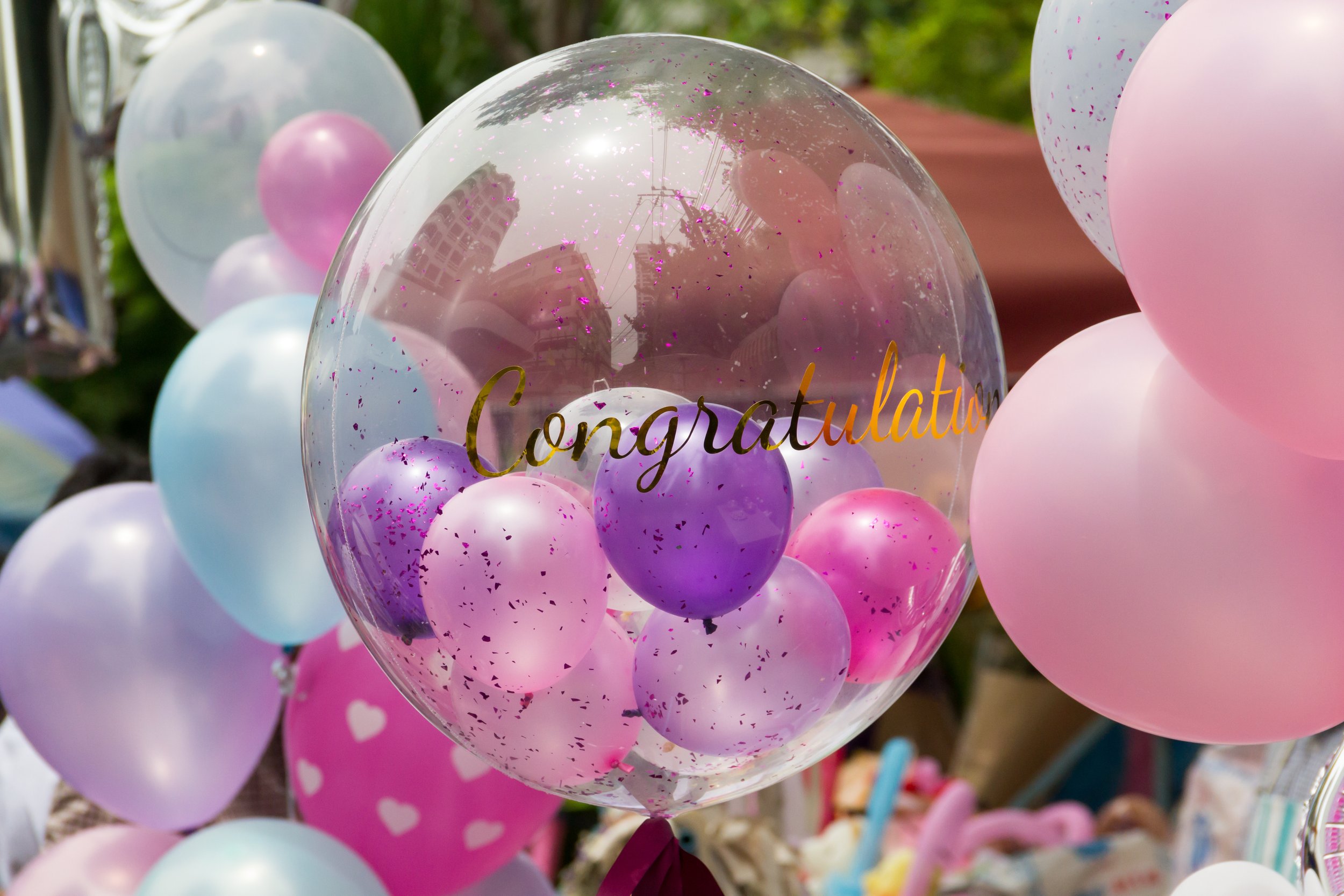 Creative Balloon Displays for Akron Events | Make a Scene Balloons