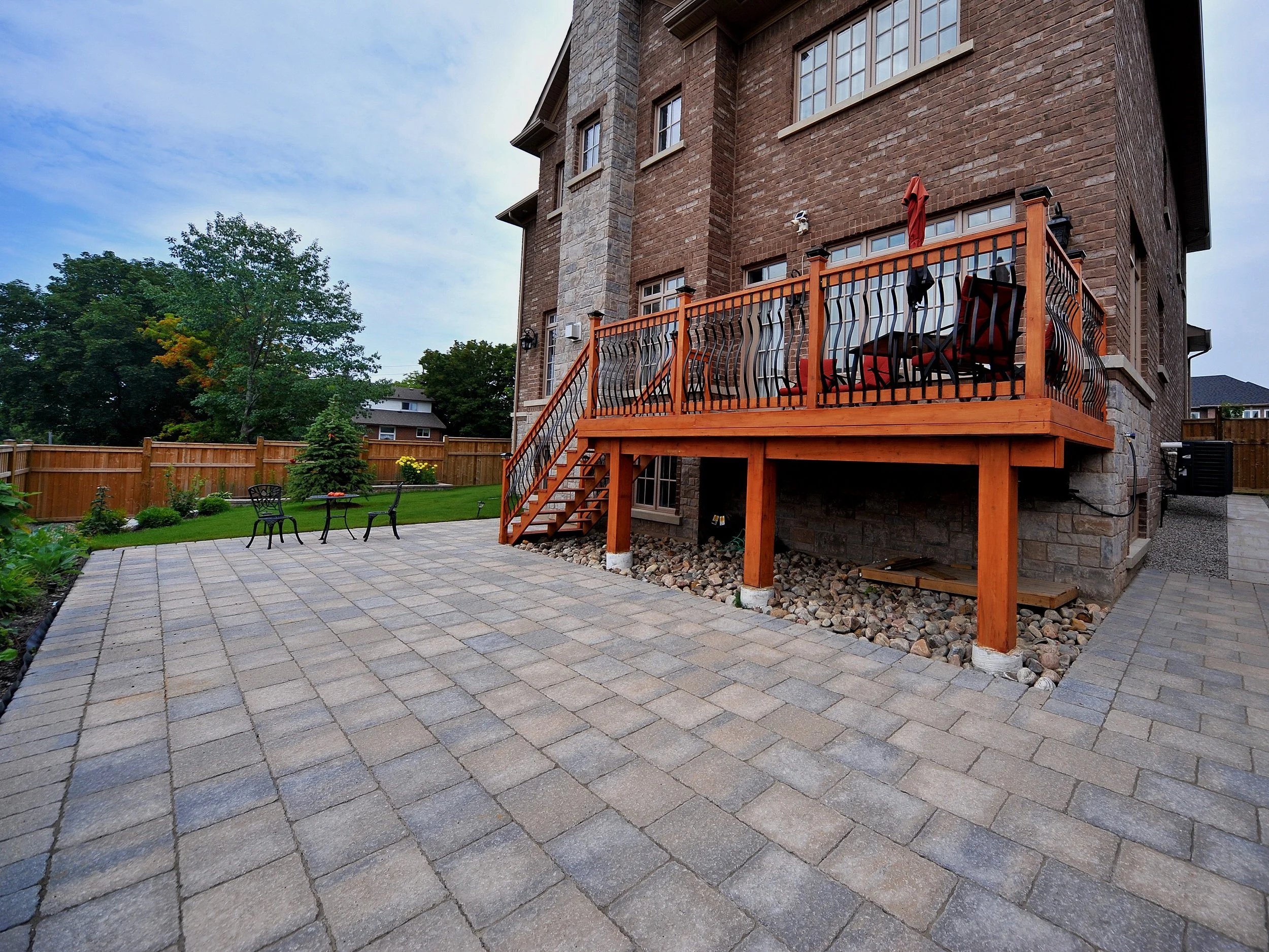 Interlocking Hardscapes