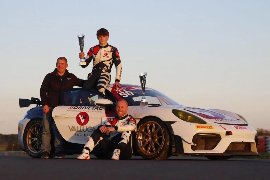 About 4 — JW Racing