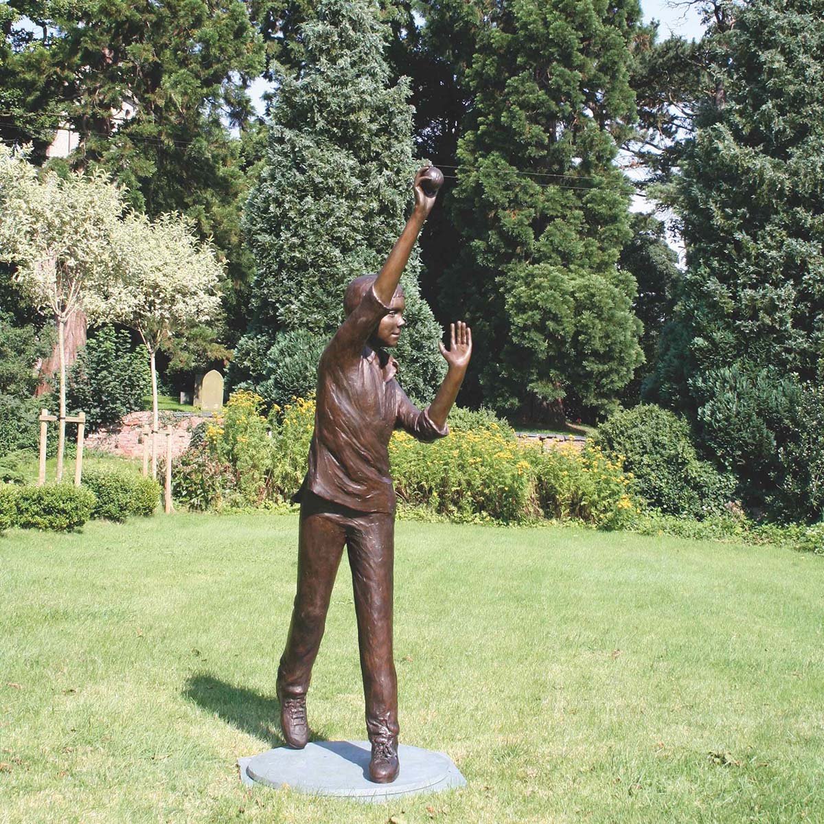 The Bowler Bronze Sculpture — Le Blanc Fine Art