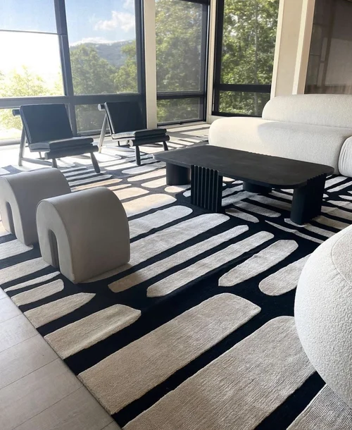 ADURITE — Art and Loom