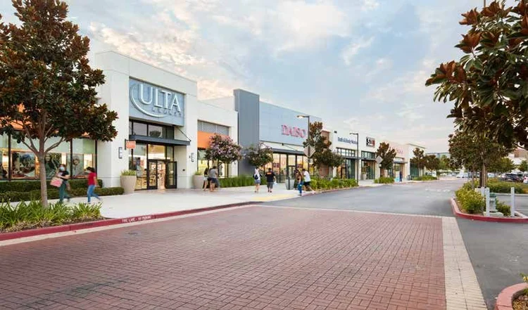 Daiso Japan — Delta Shores