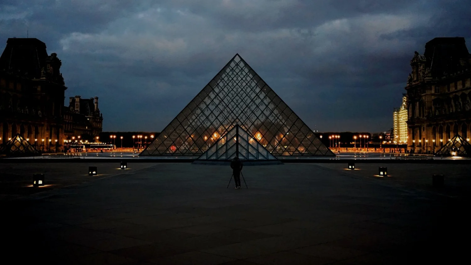 Alpha Omega Paris