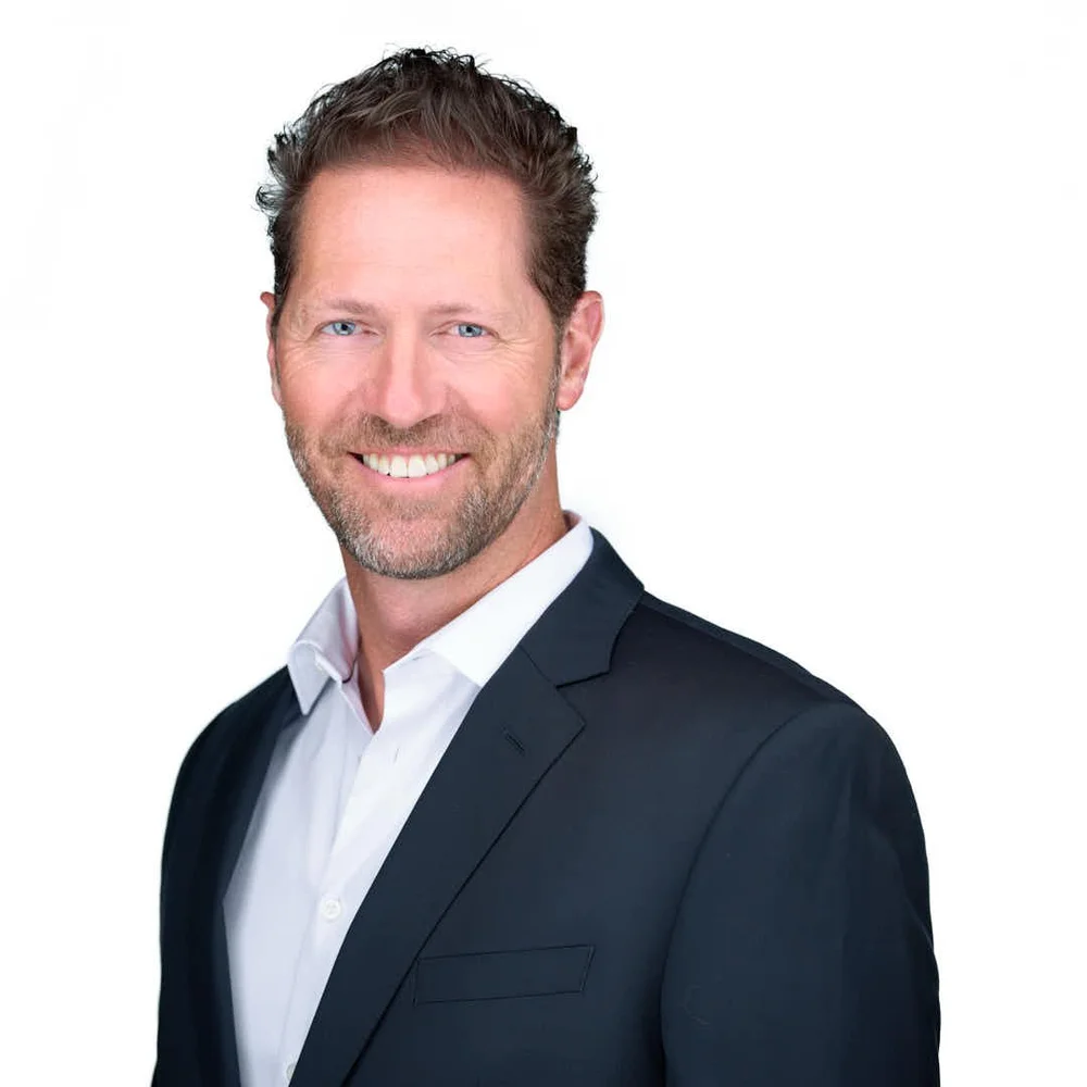 Professional Headshots | Oakville Headshot Photographer