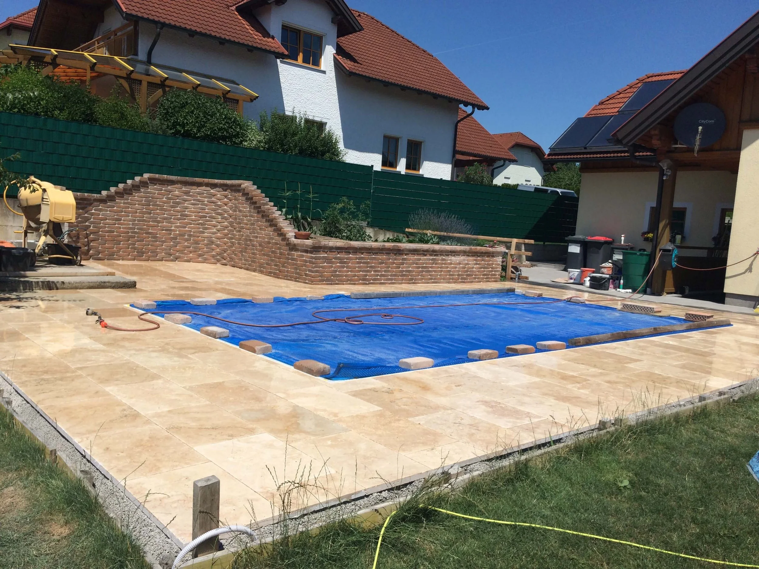 Referenzen Pool Umrandungen — PROSTEIN Pflasterbau OG