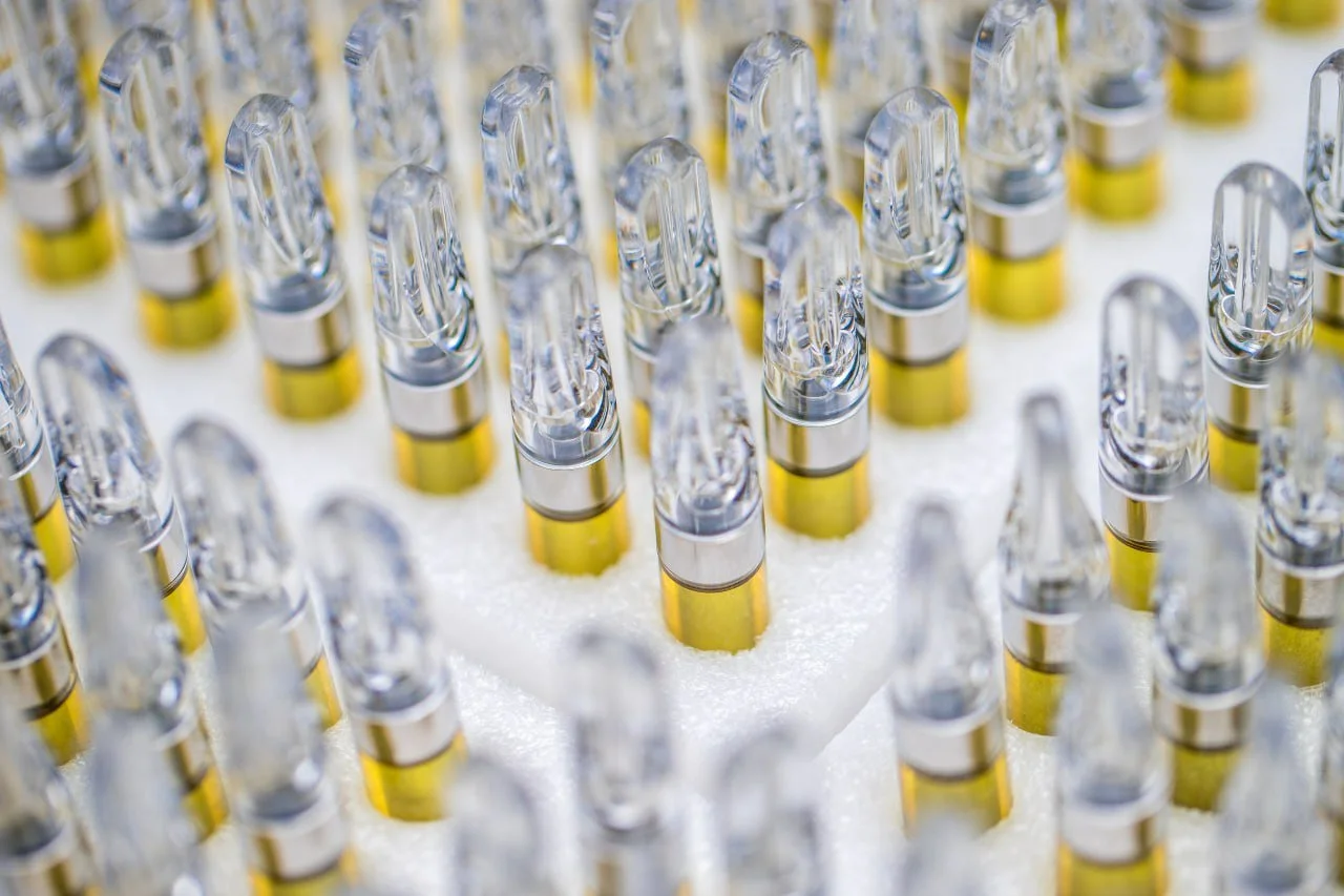Is THC Distillate Safe? - Evaluating the Risks and Benefits