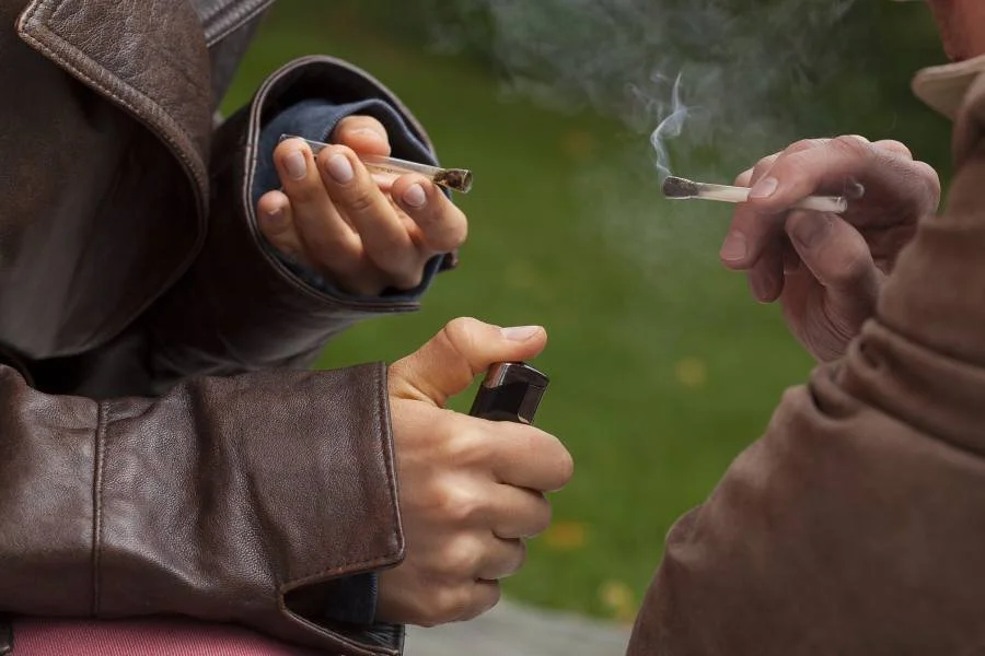 How to Smoke a Pre-Roll: Enhance Your Session — Sorting Robotics Inc ...