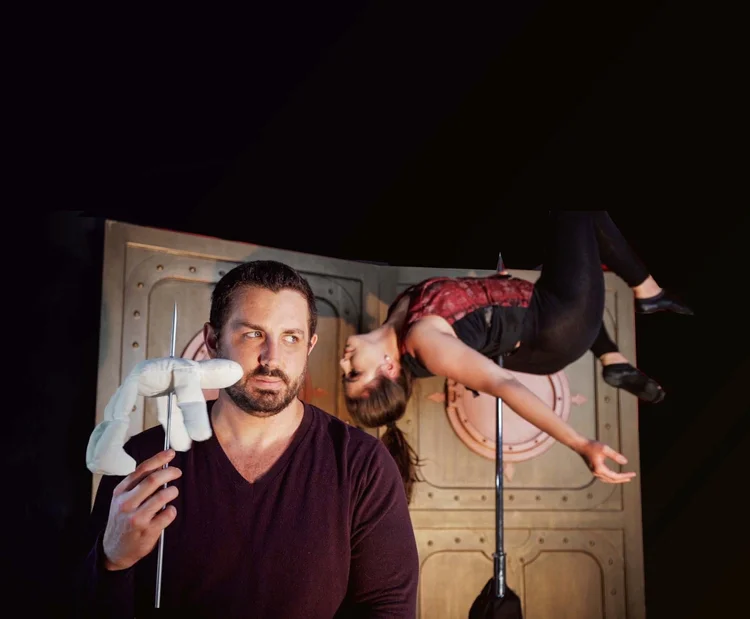 Private Bookings — Magician Robby Bennett