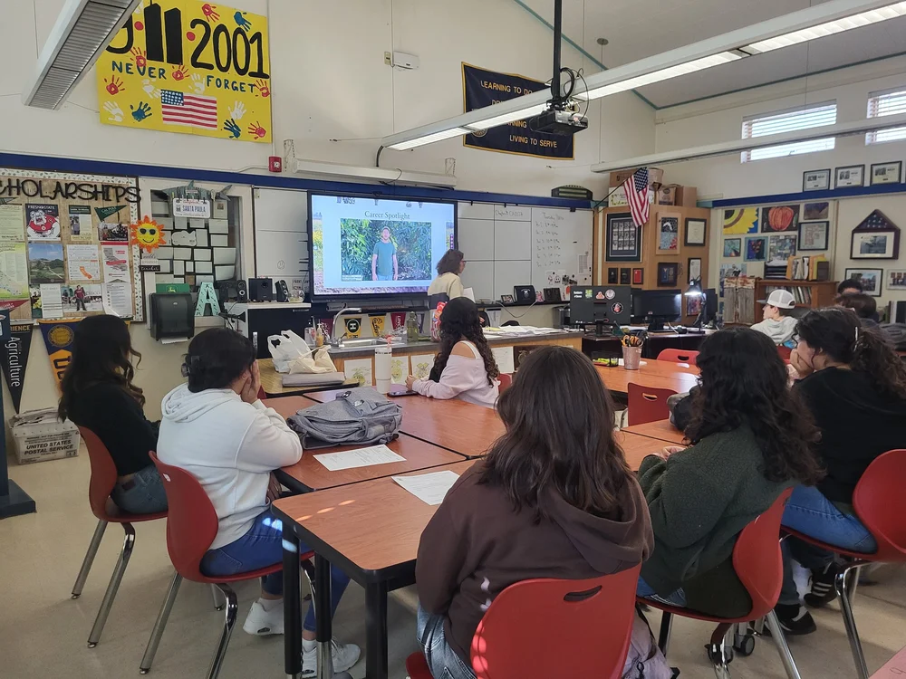 STEM Career Pathways in Ag — SEEAG