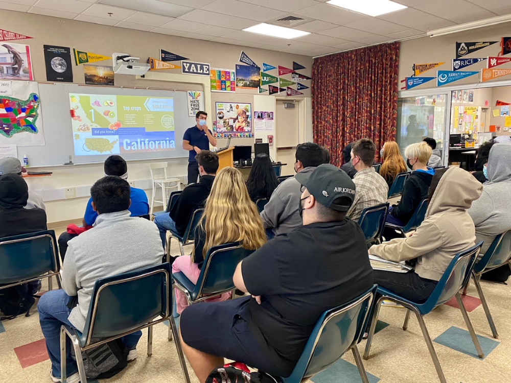 STEM Career Pathways in Ag — SEEAG