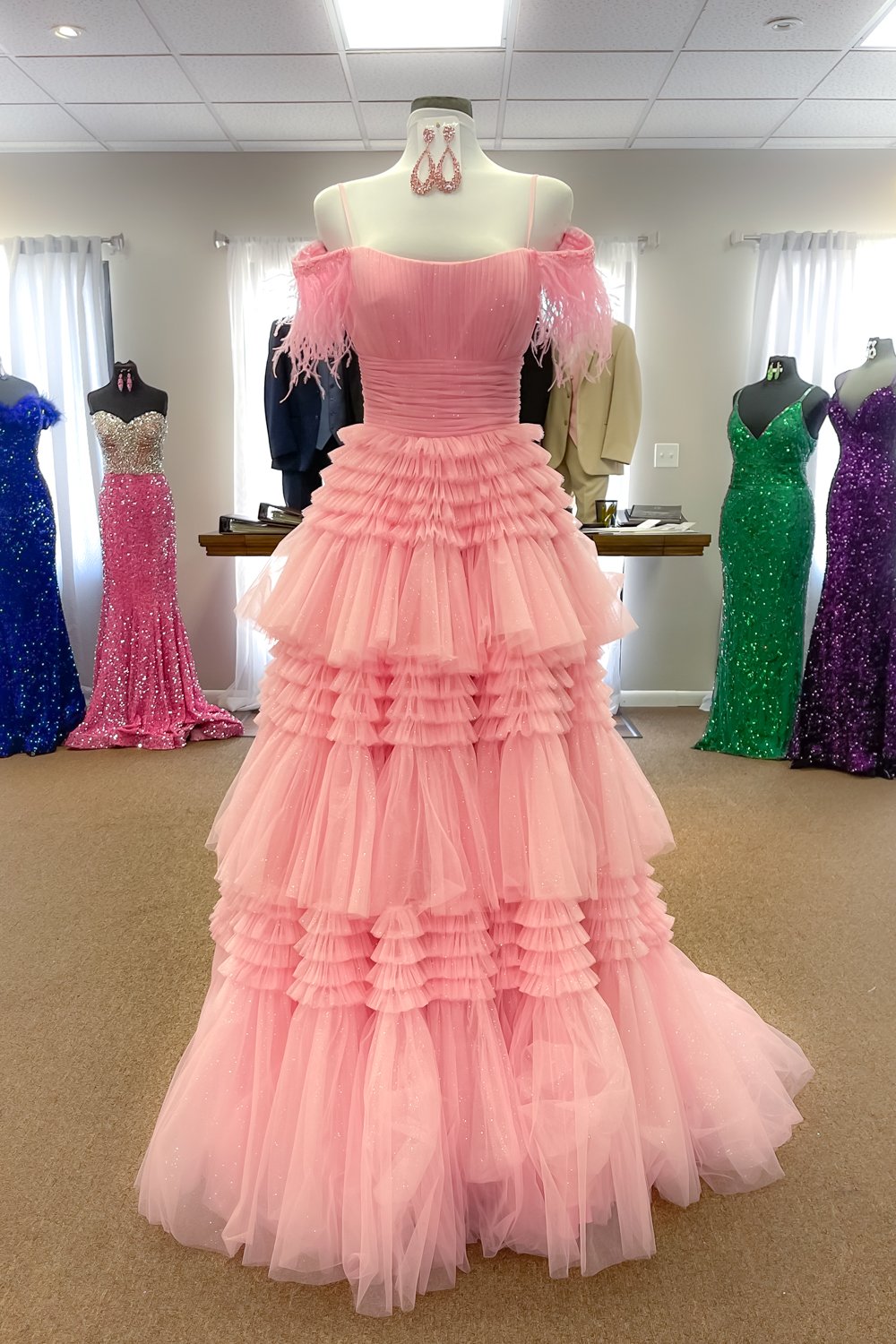 The Grand March Has Wedding and Prom Dresses in Poplar Bluff.