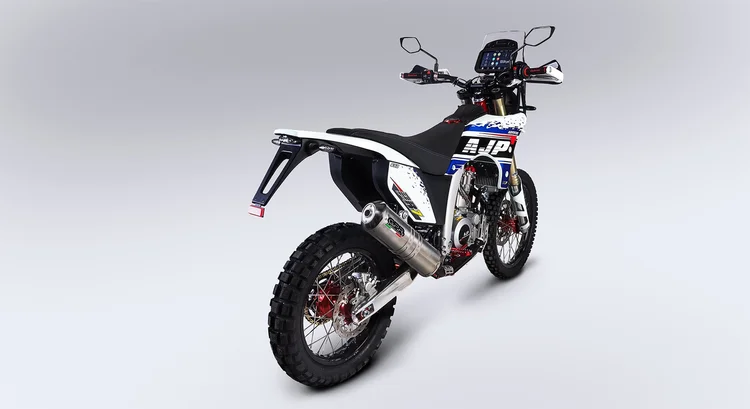 PR7 - 2025 — AJP USA