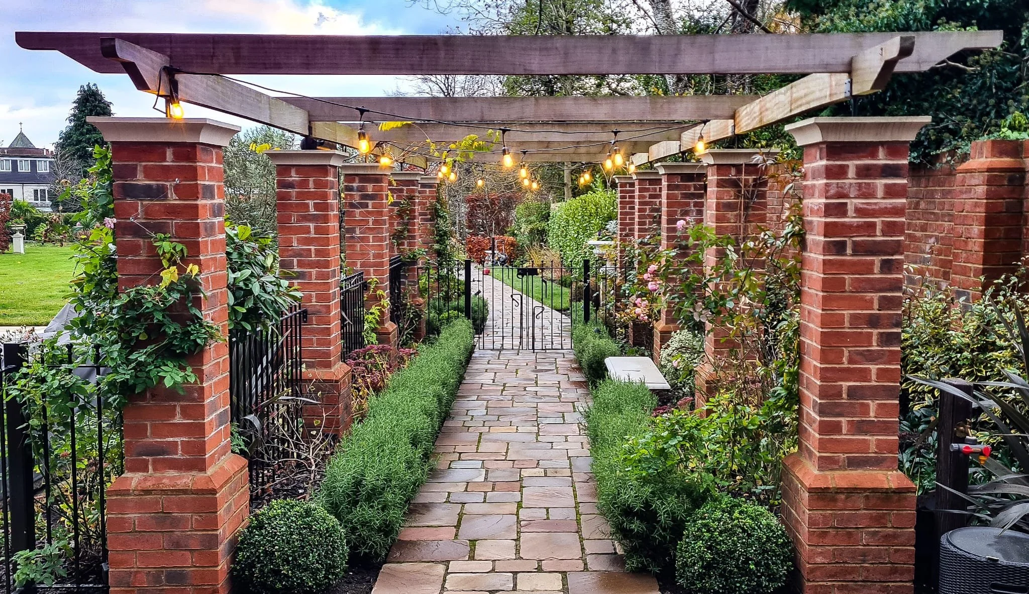 Contact — Simon Parry Gardening