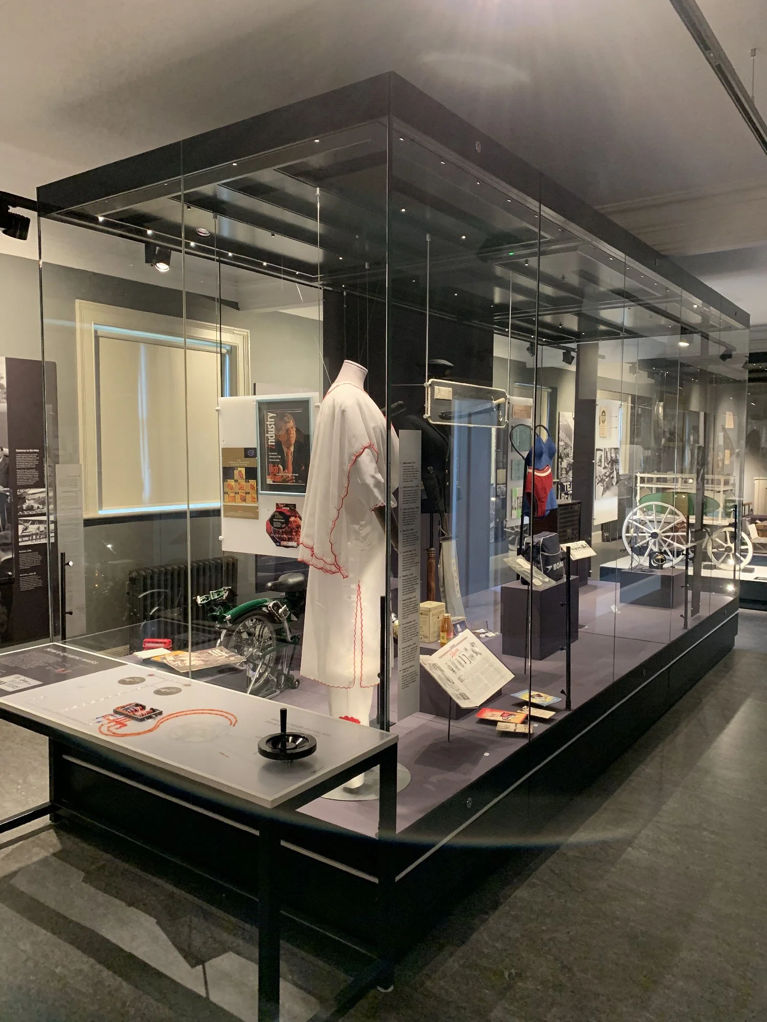 Wharfe - large hinged display case — Glasshaus Displays - Museum ...