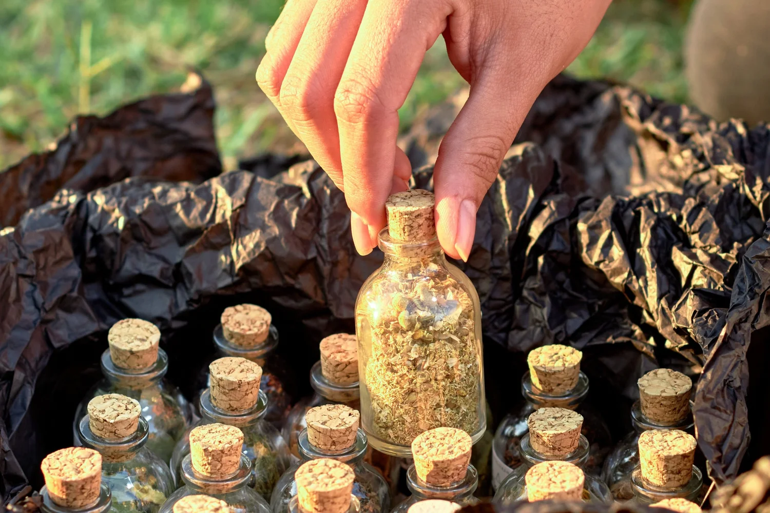 How To Make A Spell Jar — Suburban Witchery