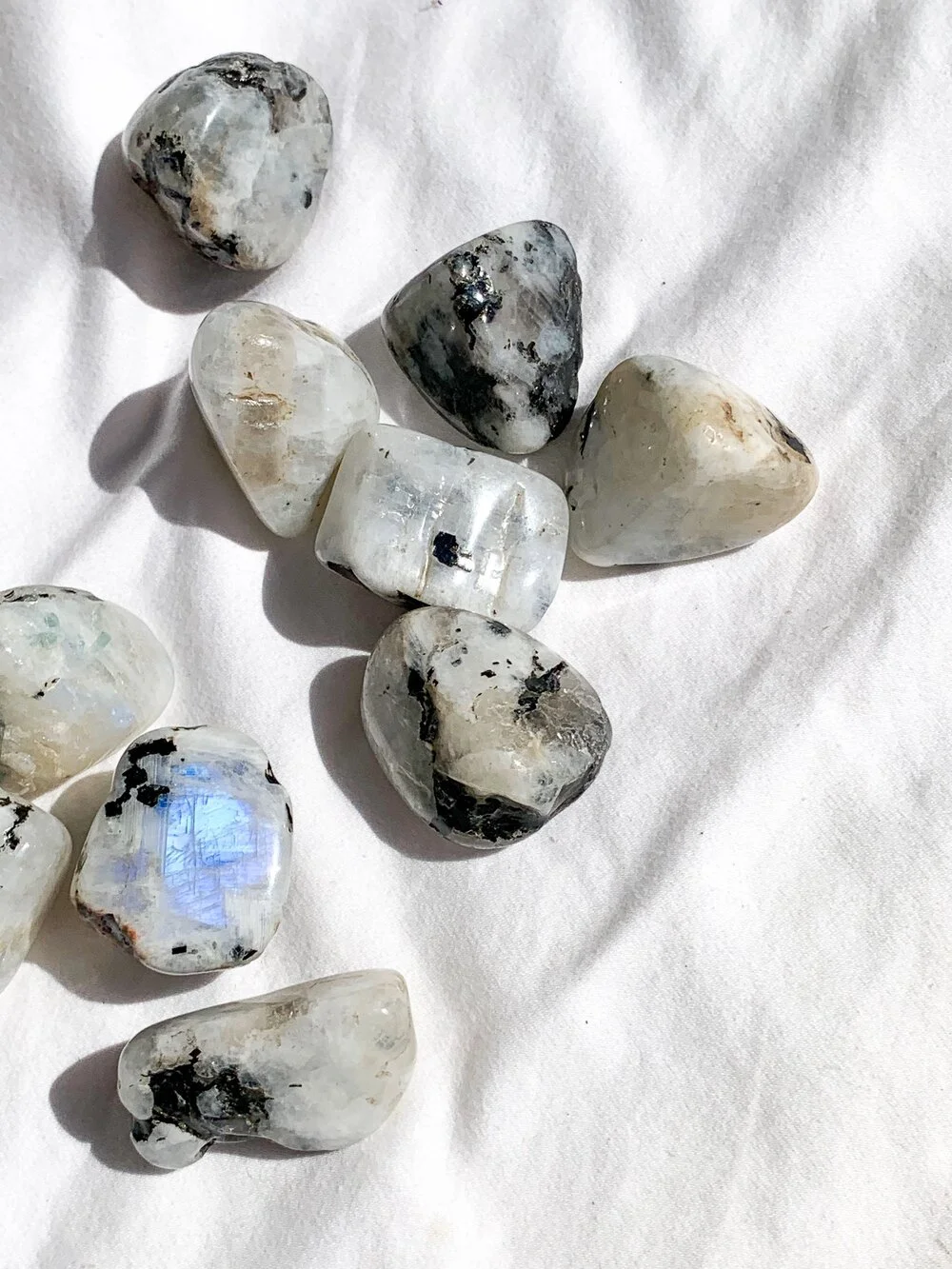 8 Crystals for Fertility — Suburban Witchery