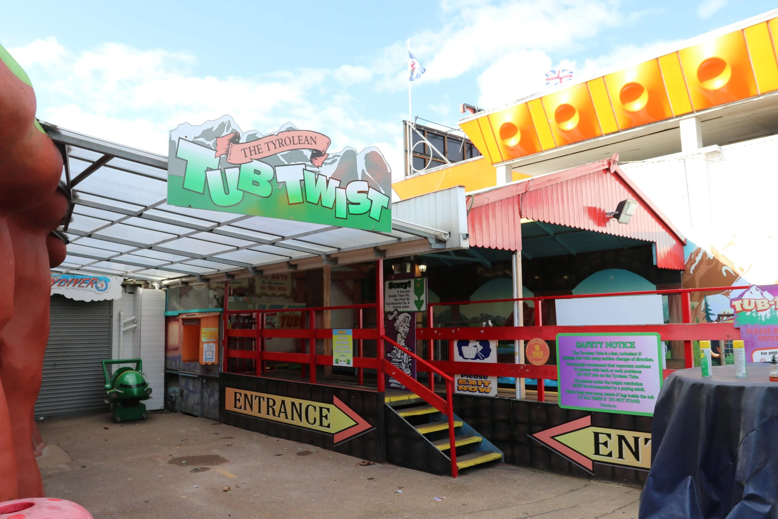 Experience Nostalgia and Thrills: The Tyrolean Tub Twist at Joyland ...