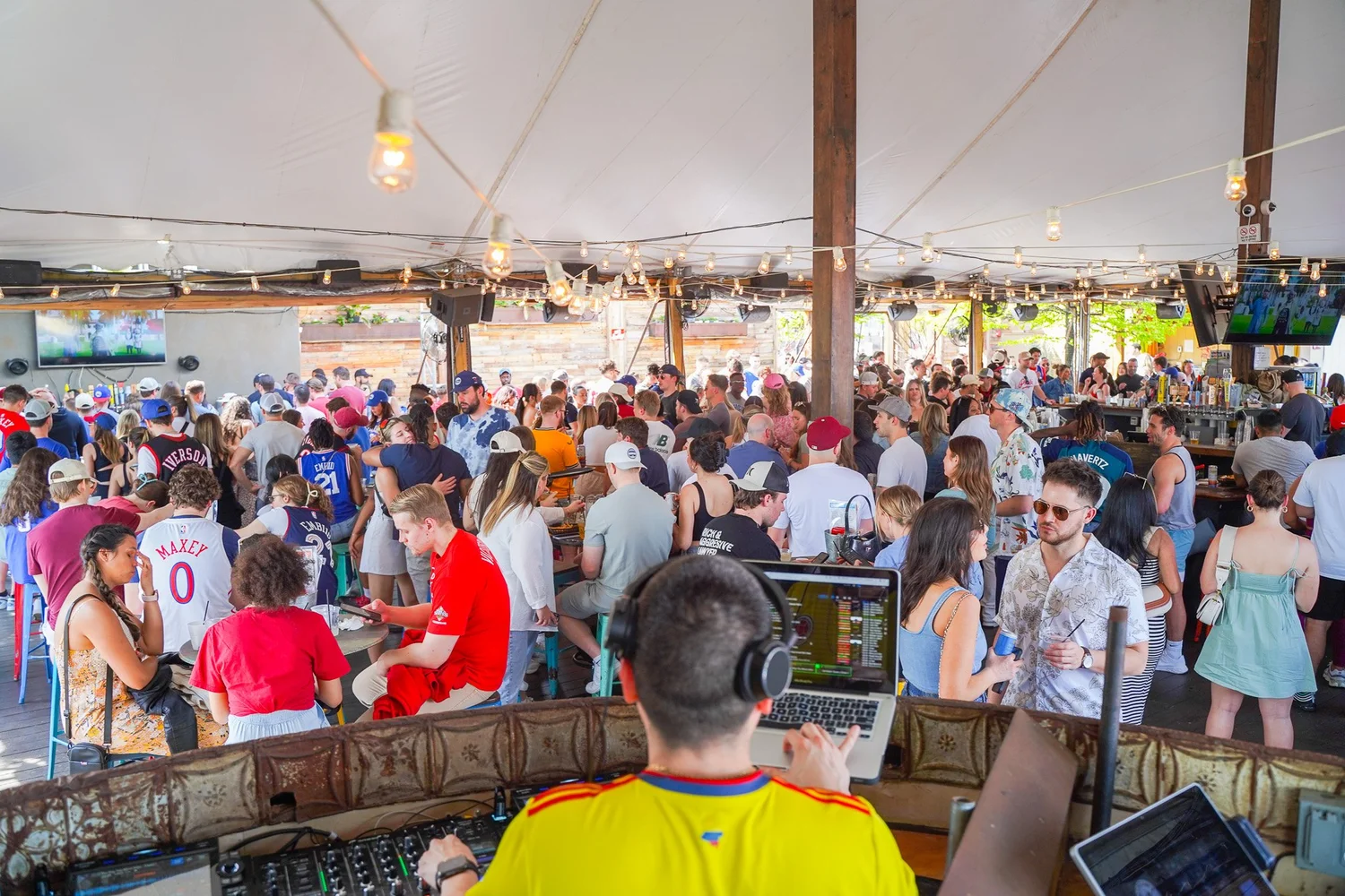 Morgan's Pier | Backyard Beer Garden On The Waterfront