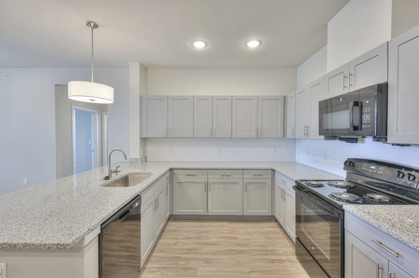 3600 Capitol View Apartments | Austin, TX