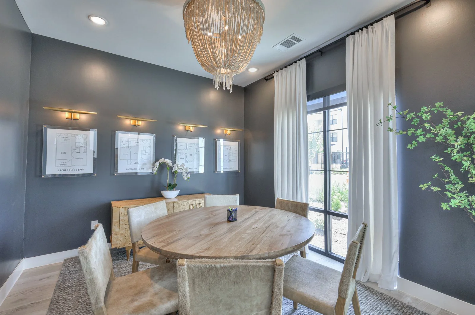 Gallery + Virtual Tours — 3600 Capitol View Apartments | Austin, TX