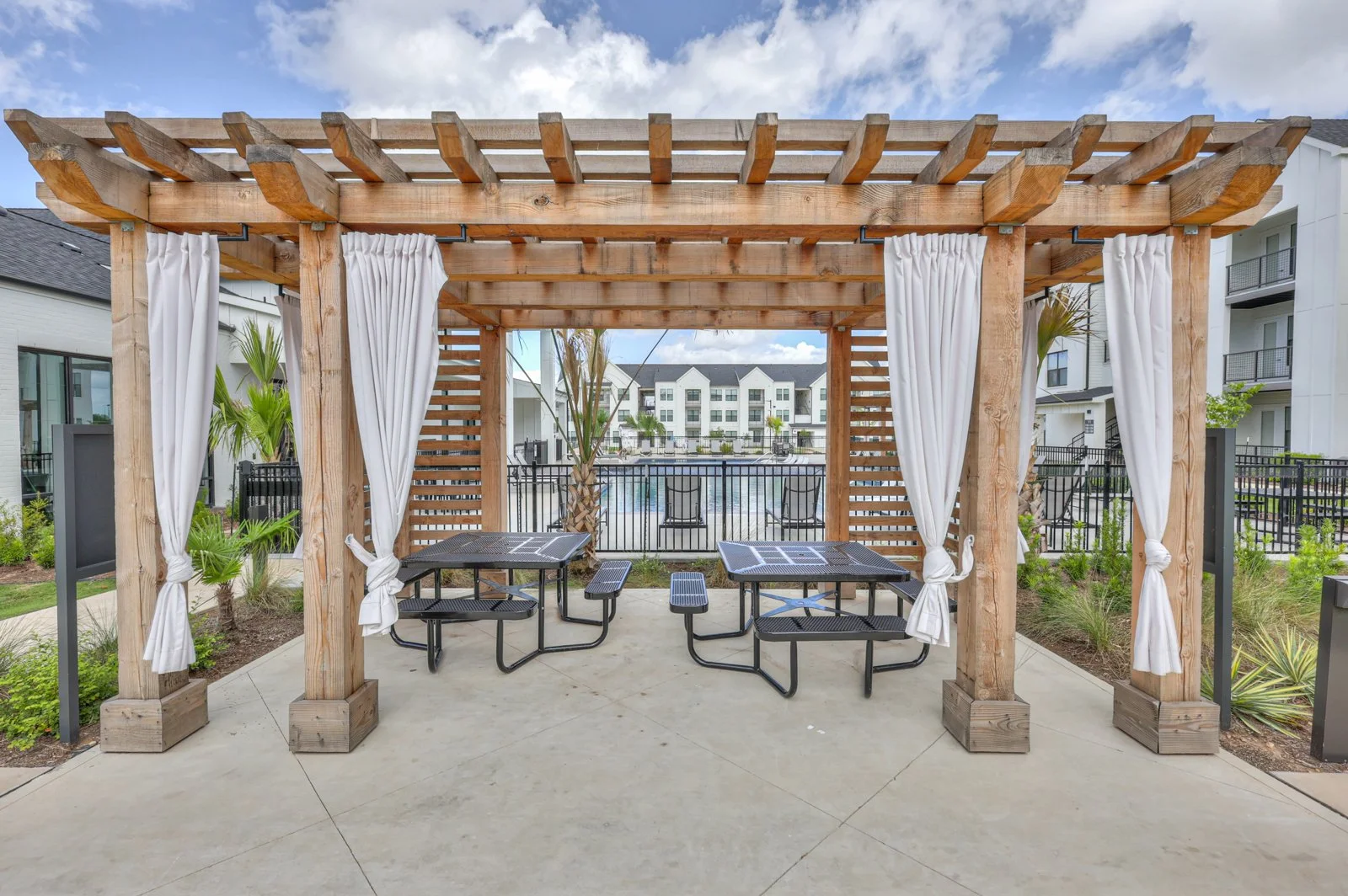 Gallery + Virtual Tours — 3600 Capitol View Apartments | Austin, TX