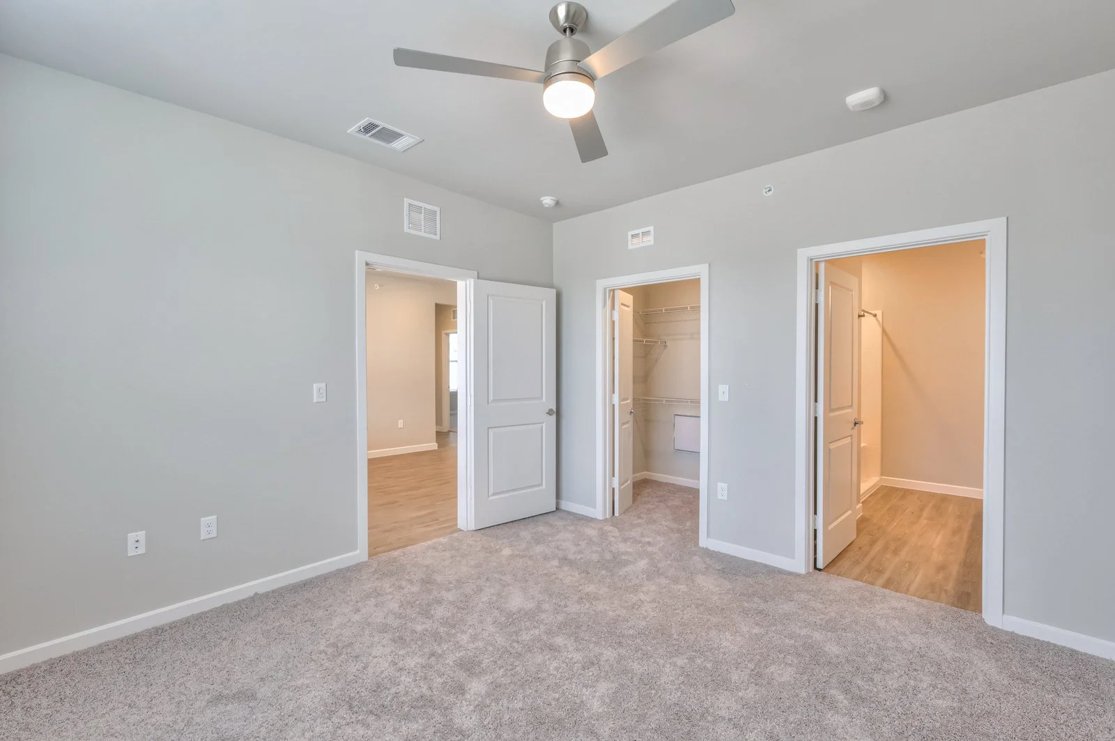 Gallery — 3600 Capitol View Apartments | Austin, TX