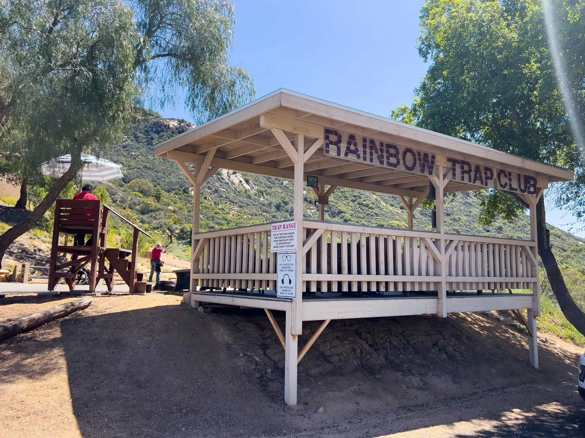 Rainbow shooting range