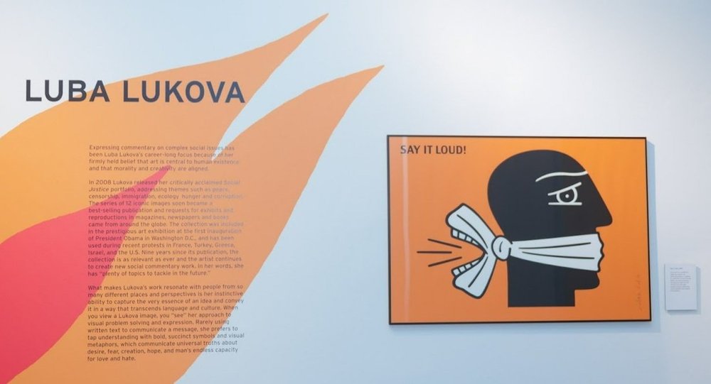 Luba Lukova — Moda
