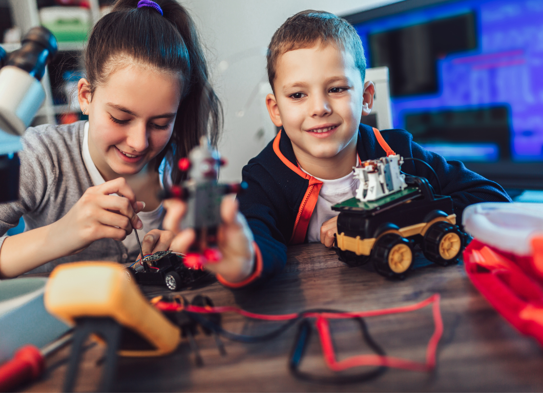 LEGO® Adventures: Techie Town Takeover — MODA