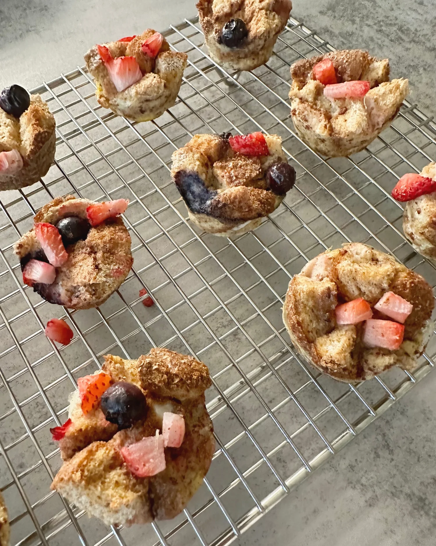 Mini French Toast Cups (using leftover sandwich crust!) — My Toddler's ...