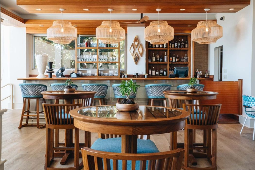 Kaimana Beach Hotel - Boutique Beachfront Hotel — Hawaii Currents | A ...