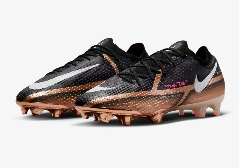 Boot Review: Nike Phantom GT2 Elite — SoccerTAKE