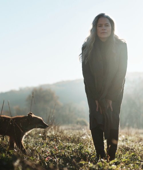 bio — Natalie Merchant