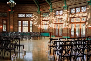 Ceremony in the Round — BW Studio + Events