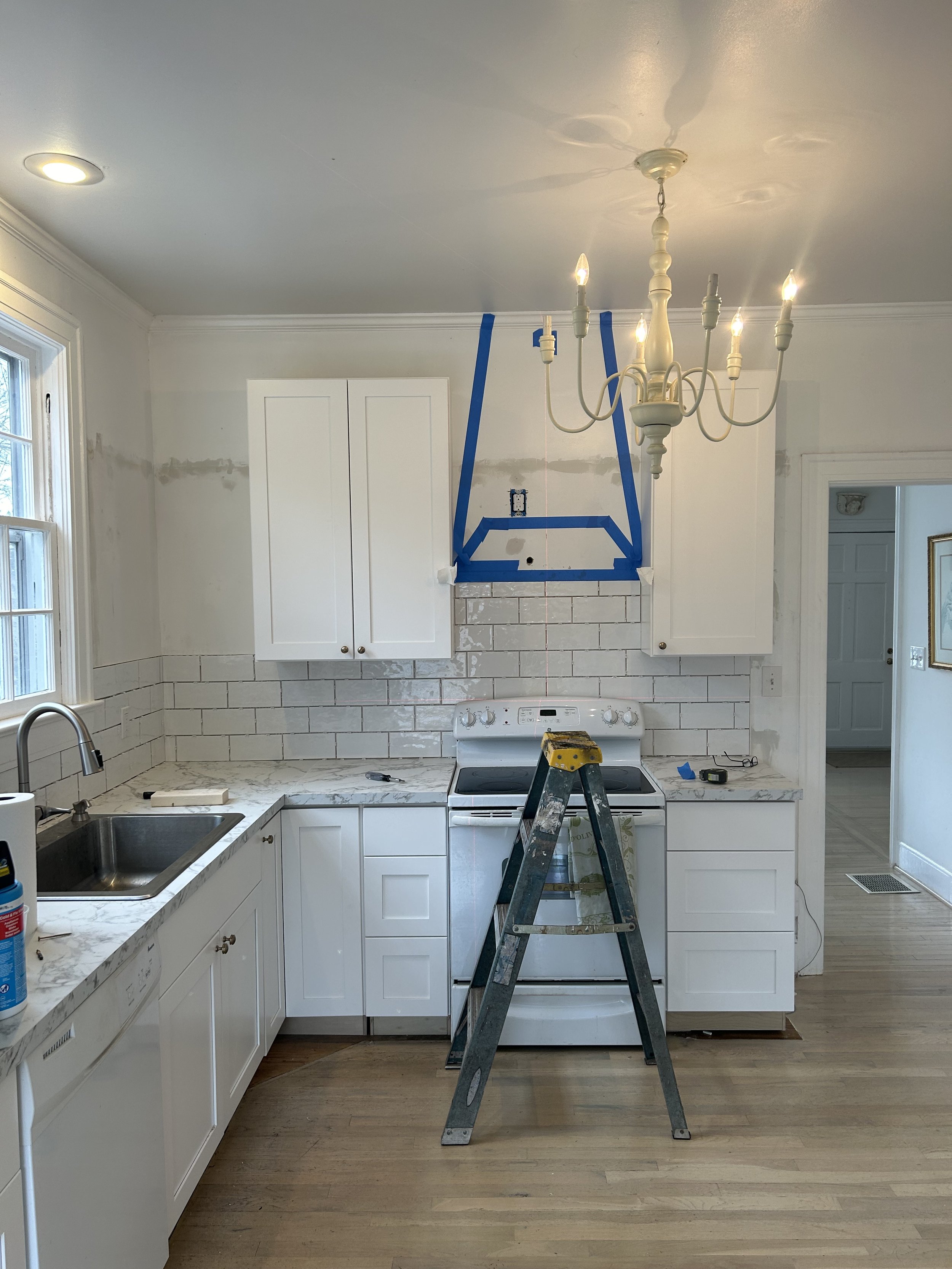 1980s Kitchen Makeover for less than $5000 with The Home Depot ...