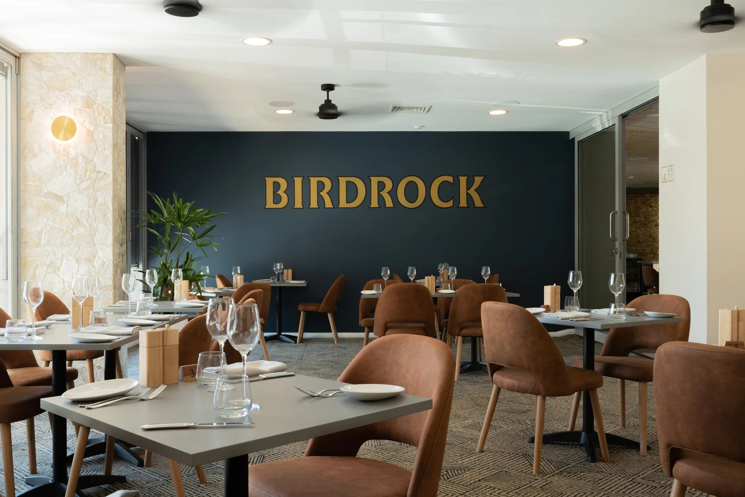 Birdrock Bar & Grill | Experience Unmatched Flavor — Flower Hotels