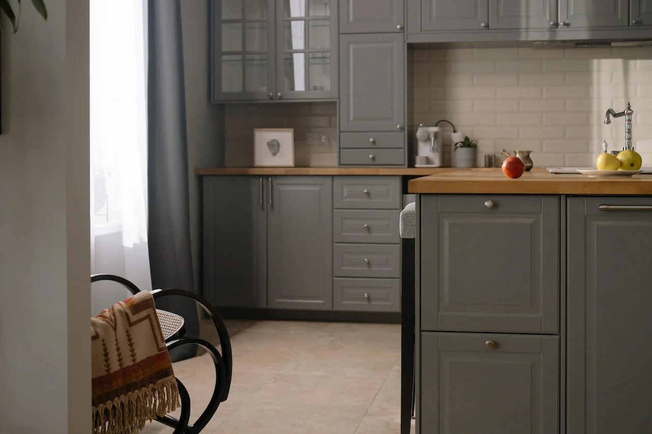 The 5 Best Colors to Paint Your Kitchen Cabinets for Resale ...