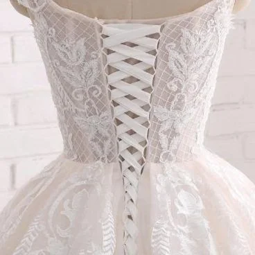Bridal Covered Buttons | Discover Bridal Elegance
