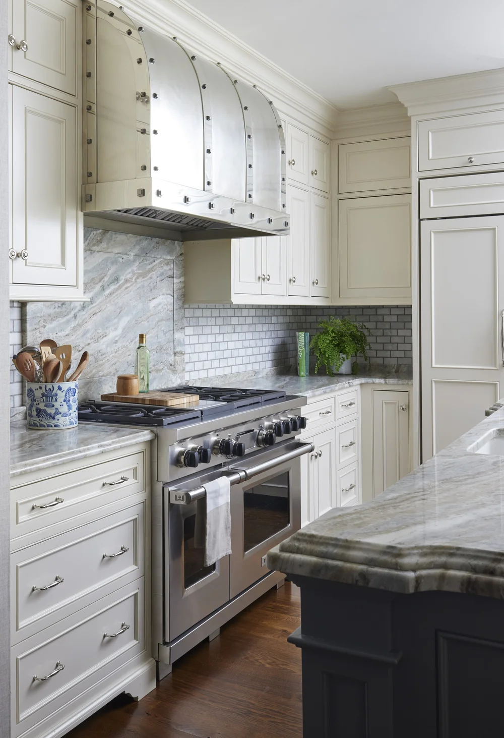 NEW TRADITIONAL - ILLINOIS — Rinfret, Ltd. Interior Design