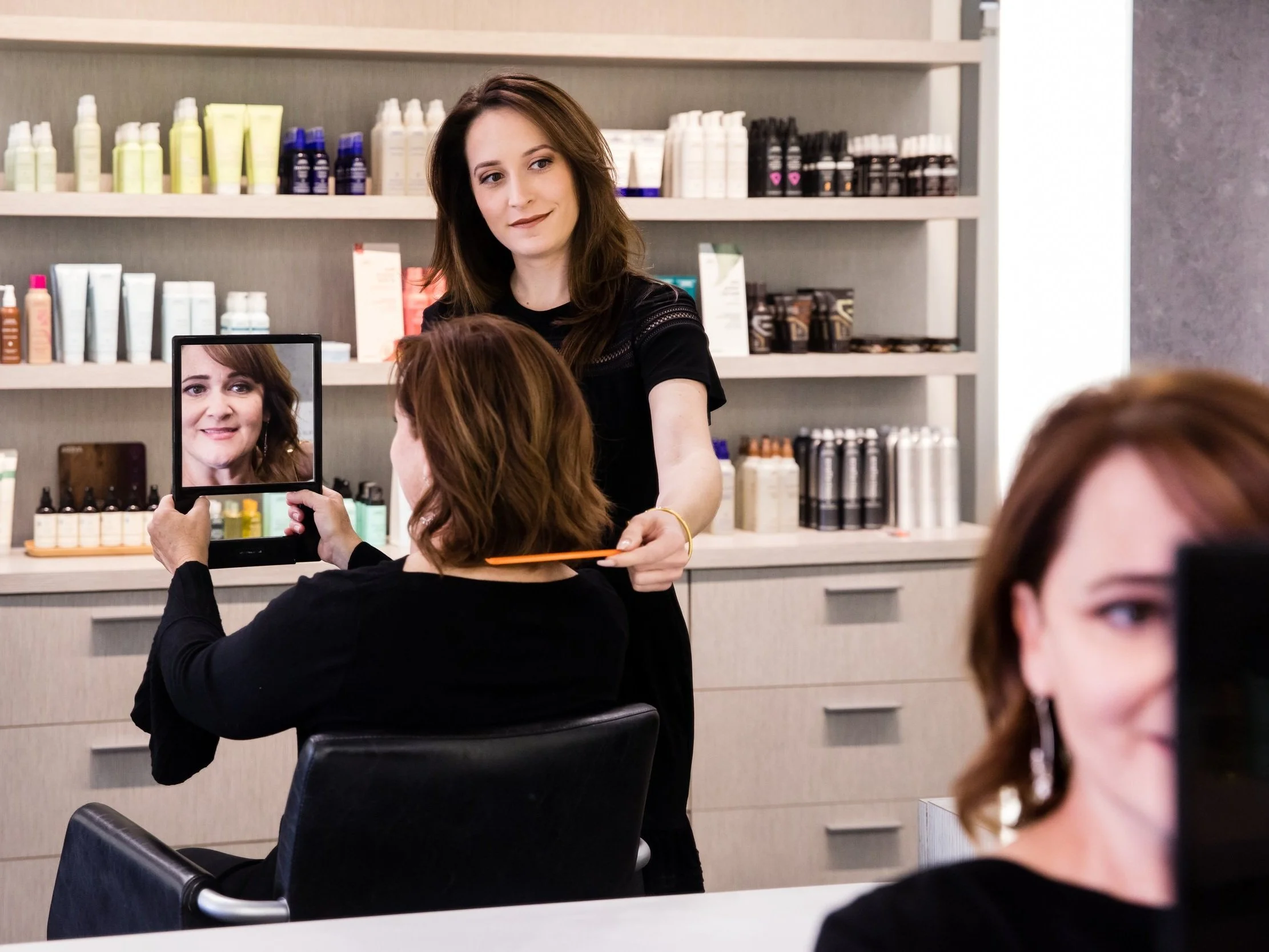 Top Rated Phoenix Hair Salon - Mane Attraction - Biltmore Phoenix