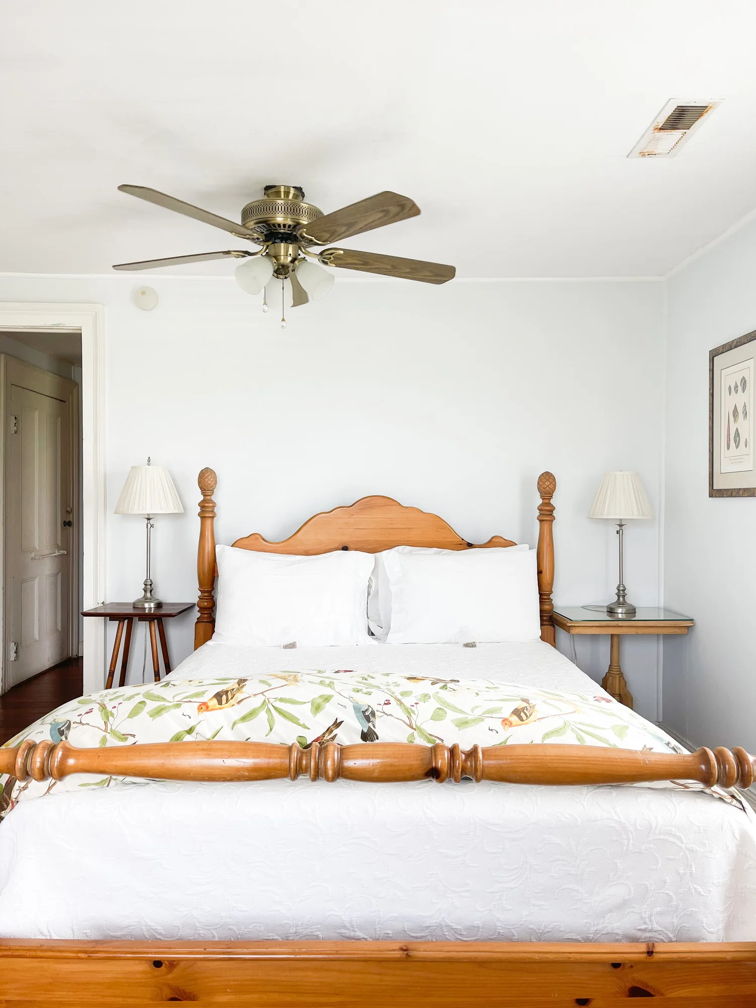 General 3 — The Pelican Inn