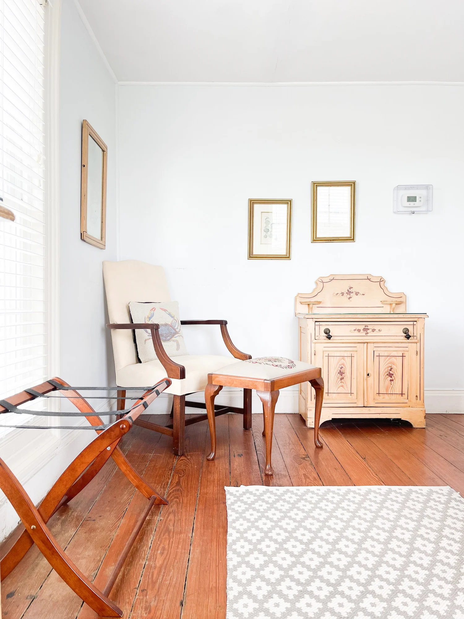 General 3 — The Pelican Inn