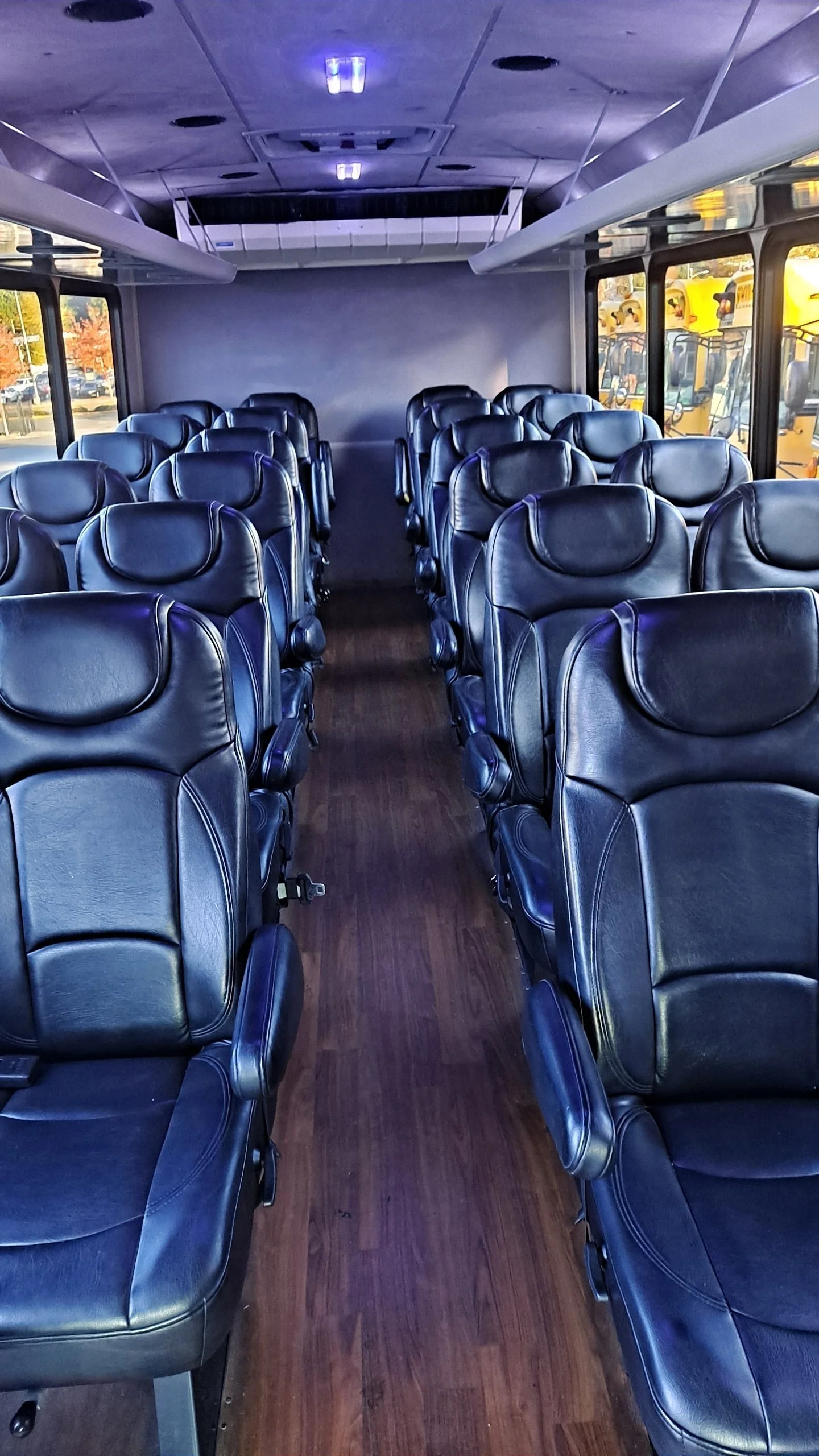 Gallery 3 — Seattle Party Bus Shuttles Sprinter Limo Motorcoach