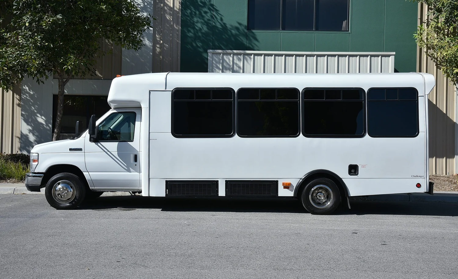 Gallery 3 — Seattle Party Bus Shuttles Sprinter Limo Motorcoach
