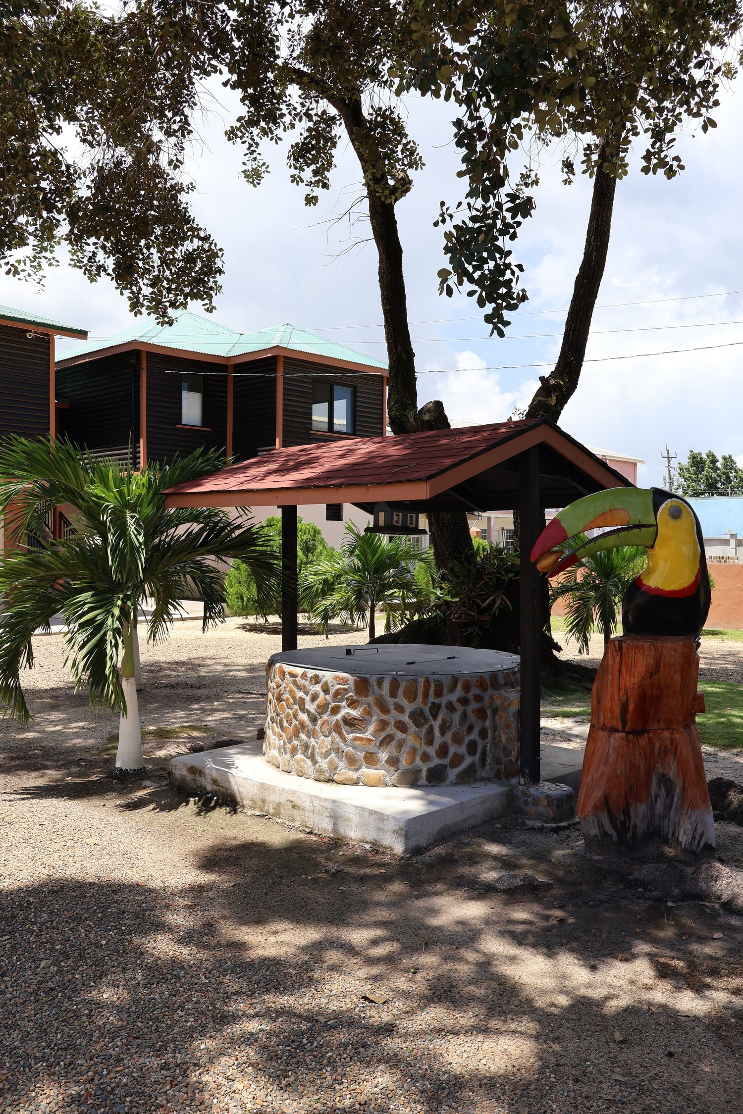 Toucan Inn