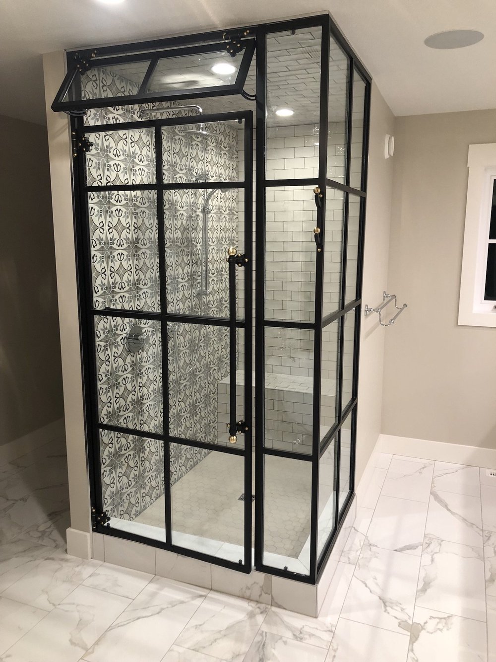 Home Interior & Exterior Projects - CUSTOM ALUMINUM SHOWER ENCLOSURES ...