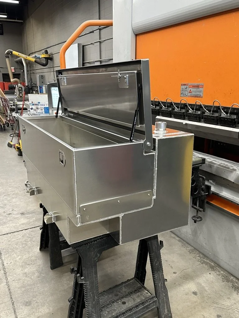 Boxes & Fuel Transfer Tanks - LONG BOX L-SHAPE TANK - BOX COMBO — DSW ...